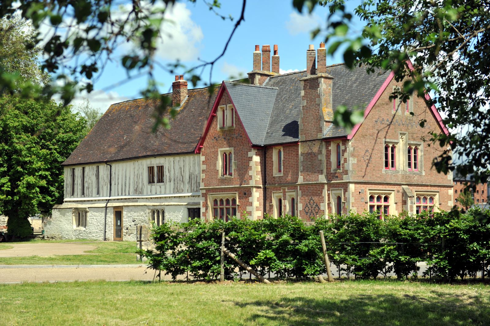 Take a tour round Gloucester this Autumn! - Visit Gloucester